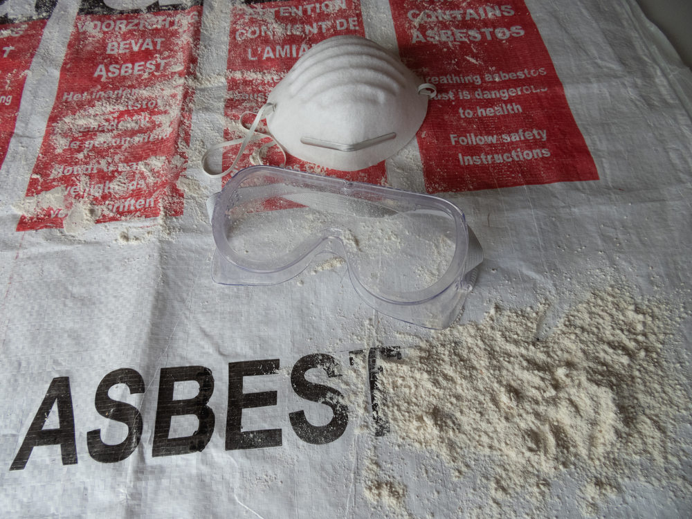 Glove Bag Asbestos Study Reveals Continuing Risk of Mesothelioma ...